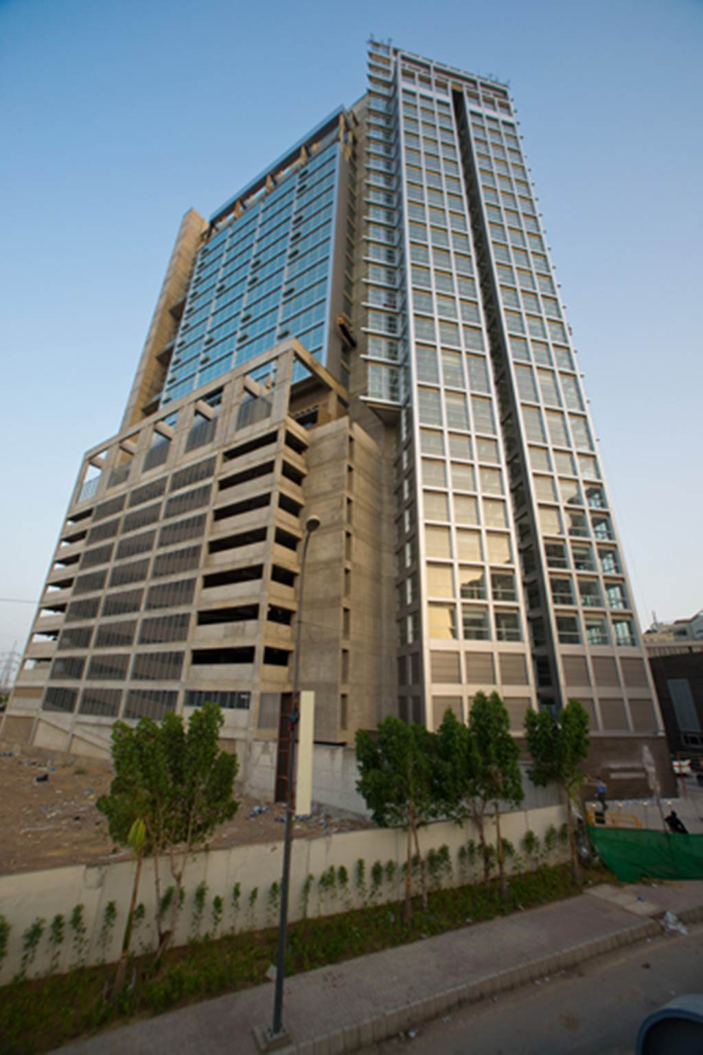 Center Point Tower Karachi - Location, Shops, Flats, Payment Plan 2024 ...